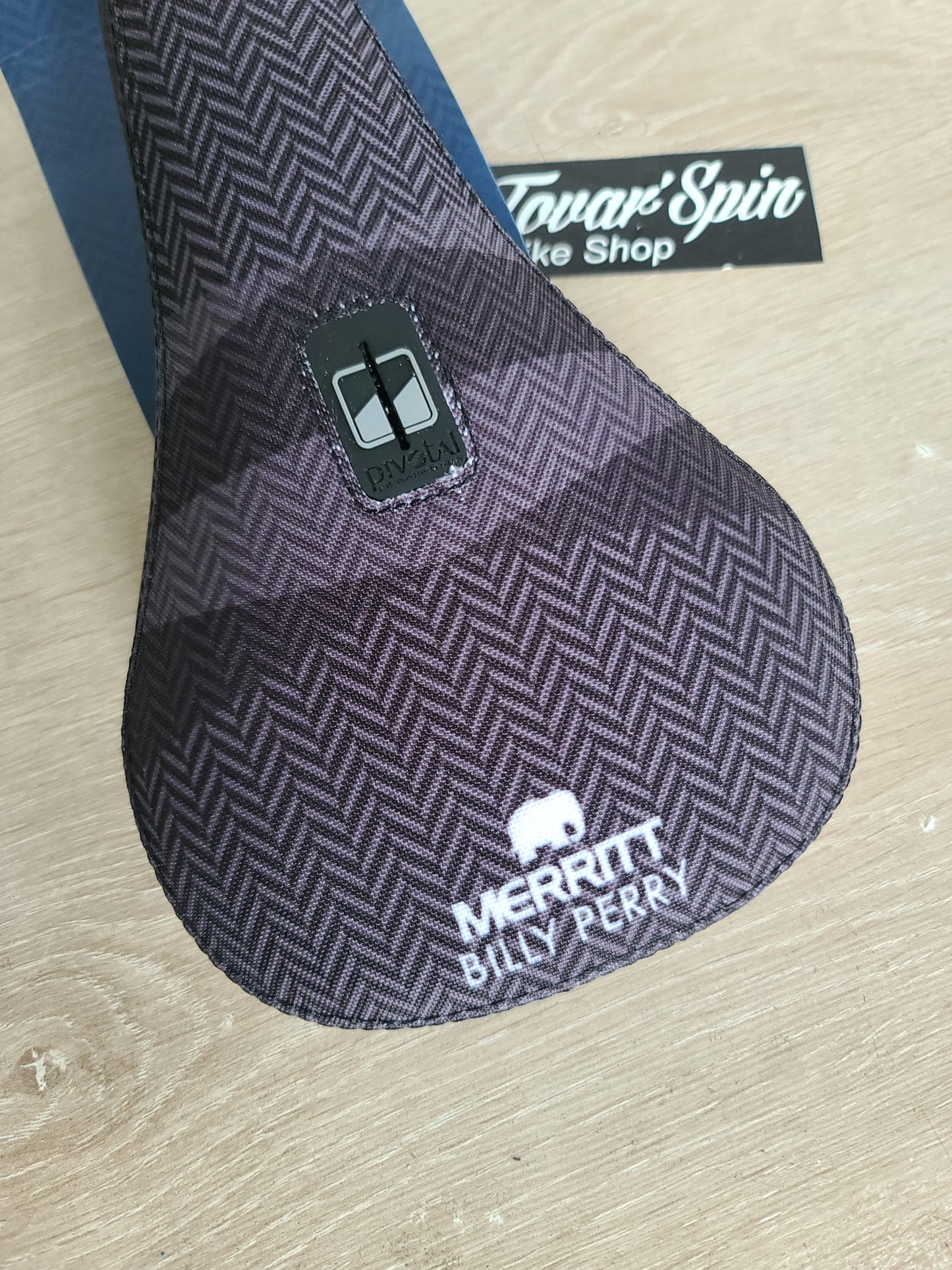 Merritt billy perry – TOVARSPIN BIKE SHOP
